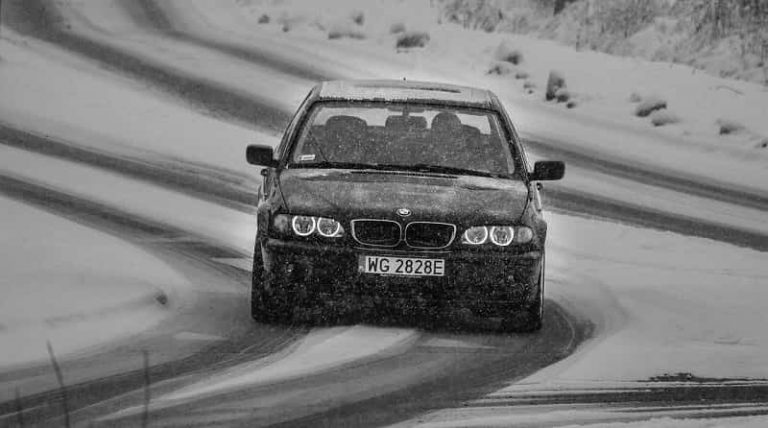 How To Drive On Black Ice? Ultimate Guides - Tireer